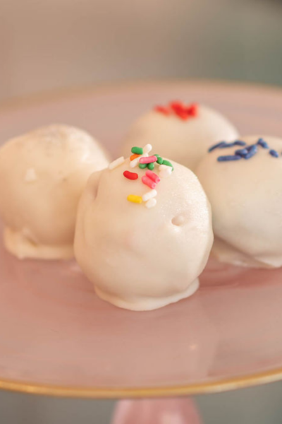 Dallas Bakery | Cupcakes | Cookies | Cheesecakes | J.Raes Dallas