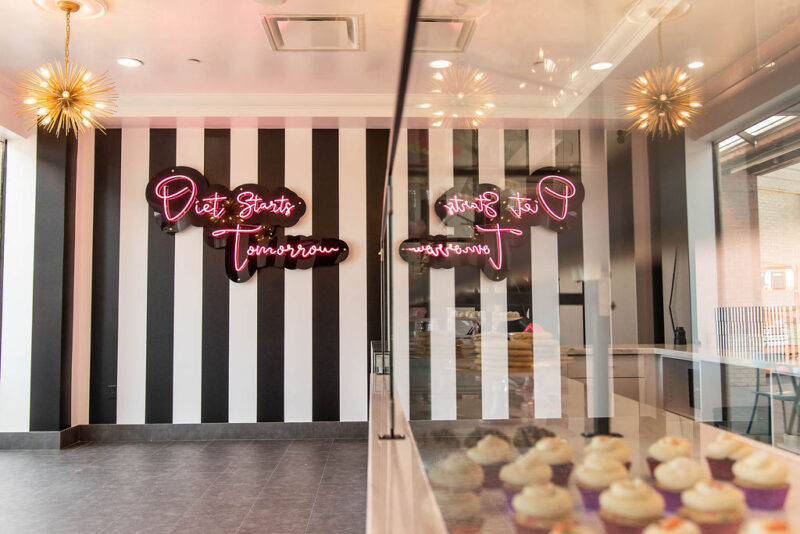 Cupcakes | Lovers Lane Bakery | J.Raes Bakery Dallas